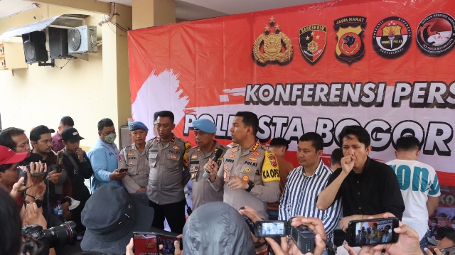 Polresta Bogor Kota Ungkap Pelaku Pengeroyokan – Website Resmi Polresta ...