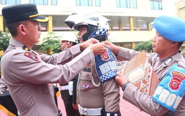 Operasi Keselamatan Lodaya 2025, Sat Lantas Polresta Bogor Kota Bagikan Snack dan Himbau ...